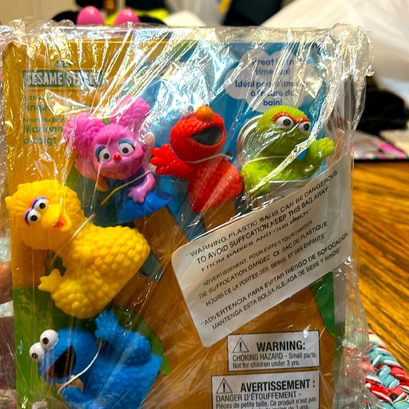 Sesame Street | Toys | Playskool Sesame Street Neighborhood Friends New ...